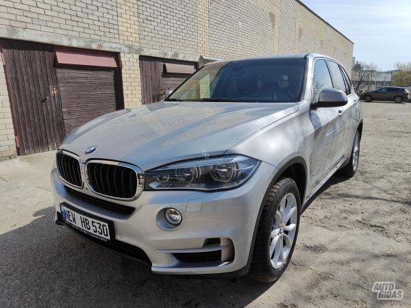 BMW X5 2018 in Vilnius, with an engine capacity of 3.00 L and mileage of 315 thousand km for 17300 €, photo 1 on AUTOMOTO.COM.LV