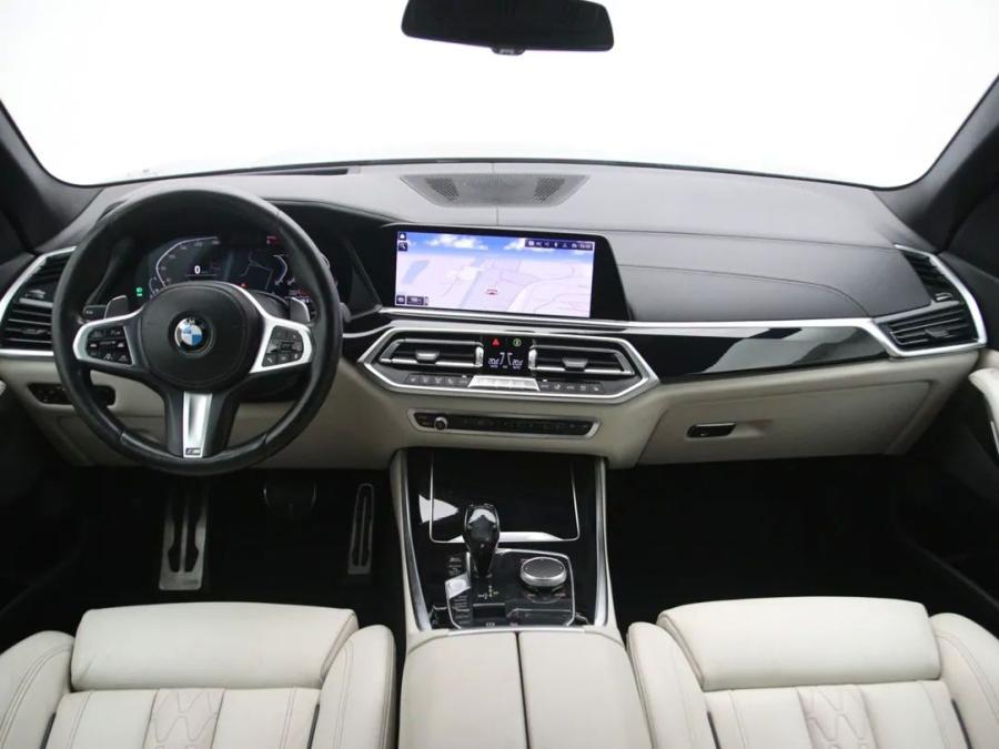 BMW X5 2018 in Vilnius, with an engine capacity of 3.00 L and mileage of 158 thousand km for 41899 €, photo 3 on AUTOMOTO.COM.LV