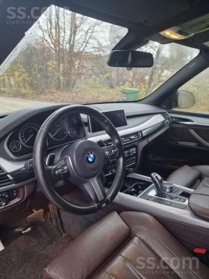 BMW X5 2018 in Riga, with an engine capacity of 3.00 L and mileage of 184 thousand km for 25750 €, photo 3 on AUTOMOTO.COM.LV
