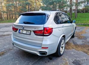 BMW X5 2018 in Riga, with an engine capacity of 3.00 L and mileage of 184 thousand km for 25750 €, photo 5 on AUTOMOTO.COM.LV