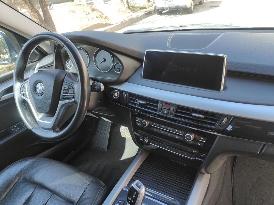 BMW X5 2018 in Vilnius, with an engine capacity of 3.00 L and mileage of 315 thousand km for 17200 €, photo 10 on AUTOMOTO.COM.LV