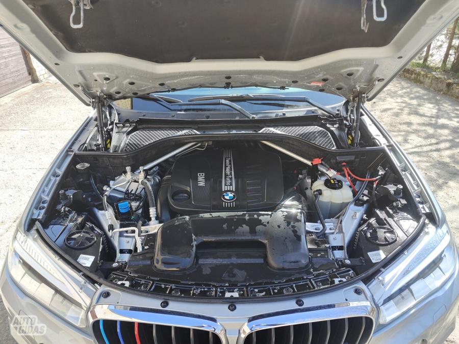 BMW X5 2018 in Vilnius, with an engine capacity of 3.00 L and mileage of 315 thousand km for 17200 €, photo 14 on AUTOMOTO.COM.LV