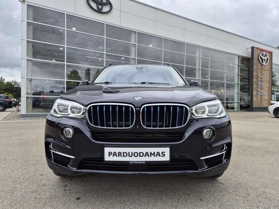 BMW X5 2018 in Panevezys, with an engine capacity of 2.00 L and mileage of 133 thousand km for 24999 €, photo 3 on AUTOMOTO.COM.LV