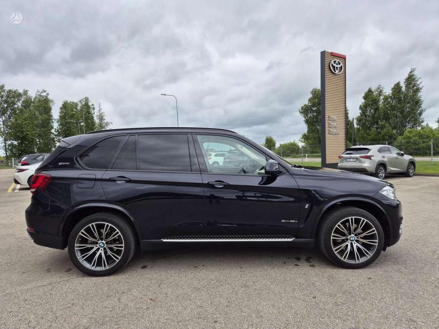 BMW X5 2018 in Panevezys, with an engine capacity of 2.00 L and mileage of 133 thousand km for 24999 €, photo 5 on AUTOMOTO.COM.LV