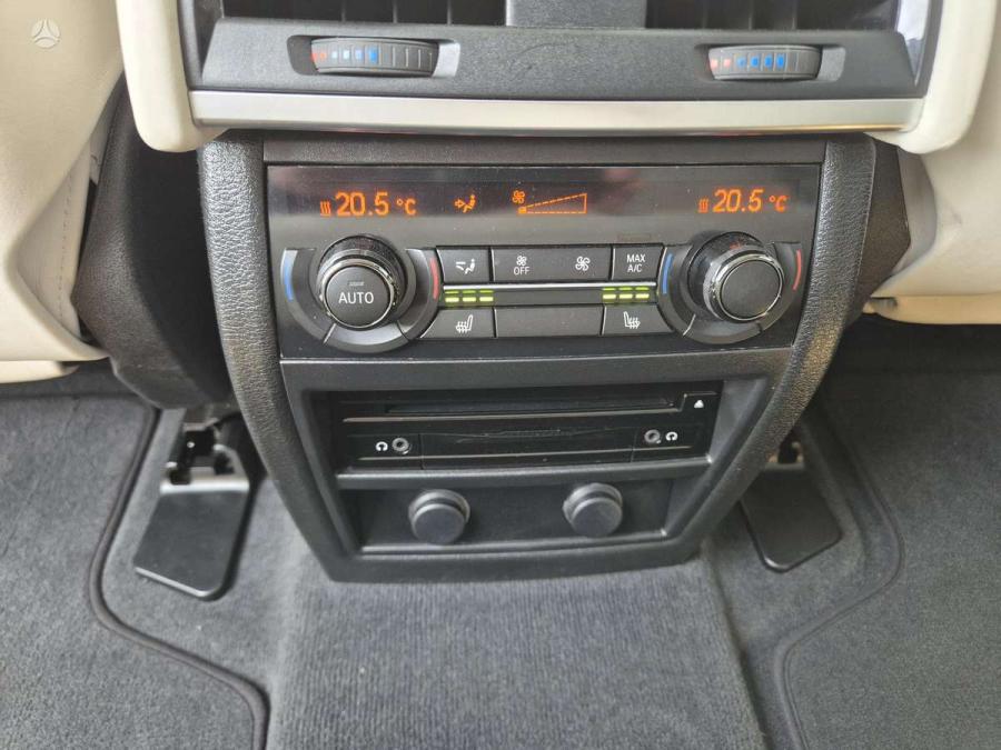 BMW X5 2018 in Panevezys, with an engine capacity of 2.00 L and mileage of 133 thousand km for 24999 €, photo 17 on AUTOMOTO.COM.LV