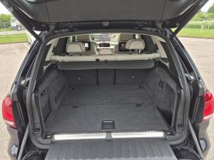 BMW X5 2018 in Panevezys, with an engine capacity of 2.00 L and mileage of 133 thousand km for 24999 €, photo 18 on AUTOMOTO.COM.LV