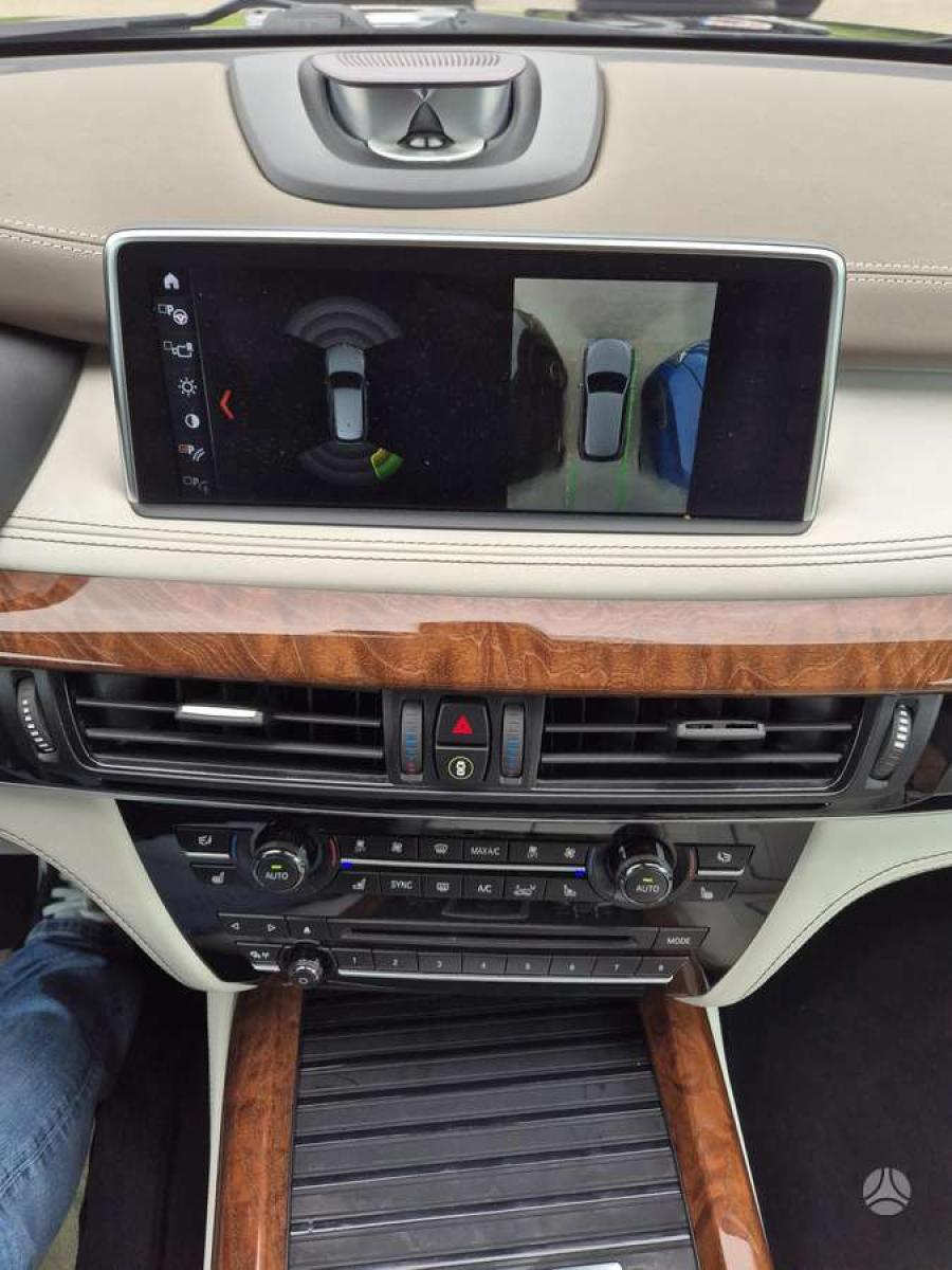 BMW X5 2018 in Panevezys, with an engine capacity of 2.00 L and mileage of 133 thousand km for 24999 €, photo 31 on AUTOMOTO.COM.LV