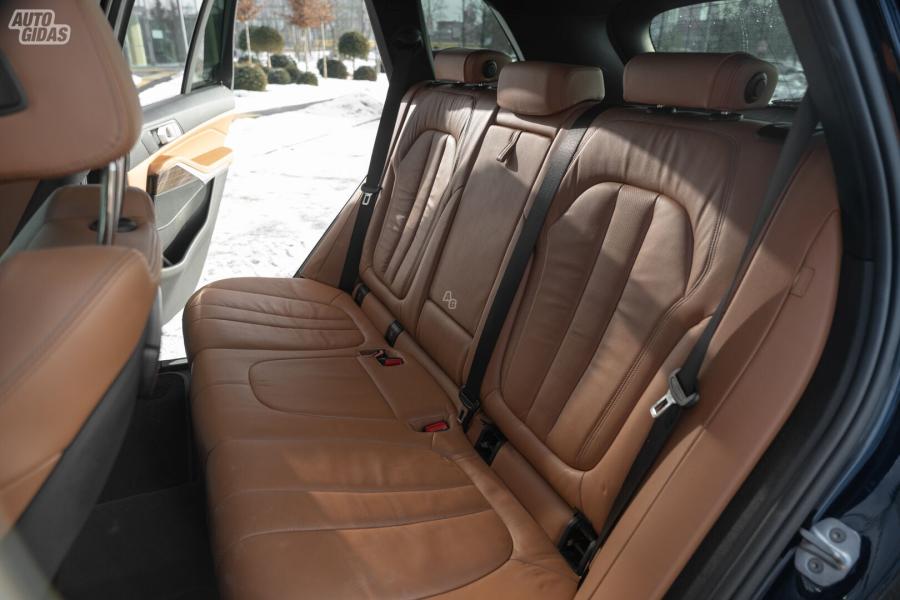 BMW X5 2019 in Vilnius, with an engine capacity of 3.00 L and mileage of 96 thousand km for 40950 €, photo 19 on AUTOMOTO.COM.LV