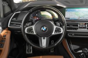 BMW X5 2019 in Vilnius, with an engine capacity of 3.00 L and mileage of 96 thousand km for 40950 €, photo 25 on AUTOMOTO.COM.LV