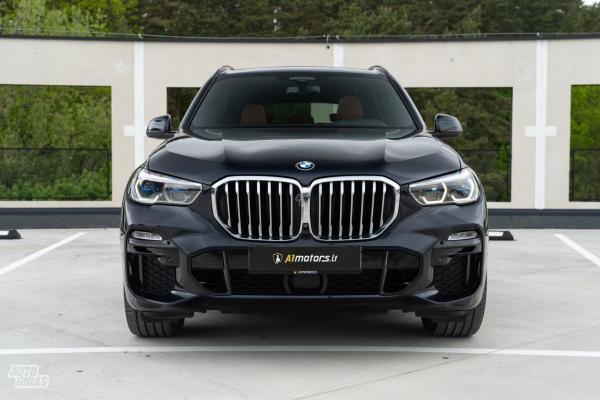 BMW X5 2019 in Vilnius, with an engine capacity of 3.00 L and mileage of 98 thousand km for 39500 €, photo 4 on AUTOMOTO.COM.LV