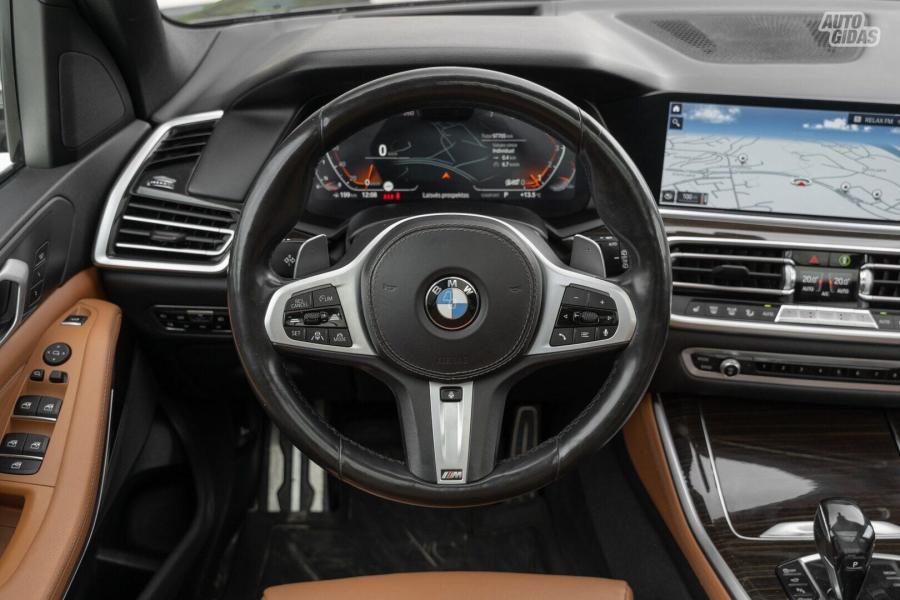 BMW X5 2019 in Vilnius, with an engine capacity of 3.00 L and mileage of 98 thousand km for 39500 €, photo 26 on AUTOMOTO.COM.LV