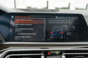 BMW X5 2019 in Vilnius, with an engine capacity of 3.00 L and mileage of 98 thousand km for 39500 €, photo 32 on AUTOMOTO.COM.LV