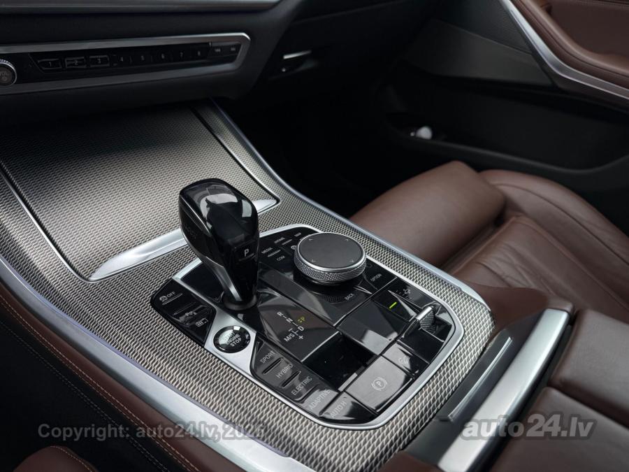 BMW X5 2019 in Tallinn, with an engine capacity of 3.00 L and mileage of 189 thousand km for 39990 €, photo 13 on AUTOMOTO.COM.LV