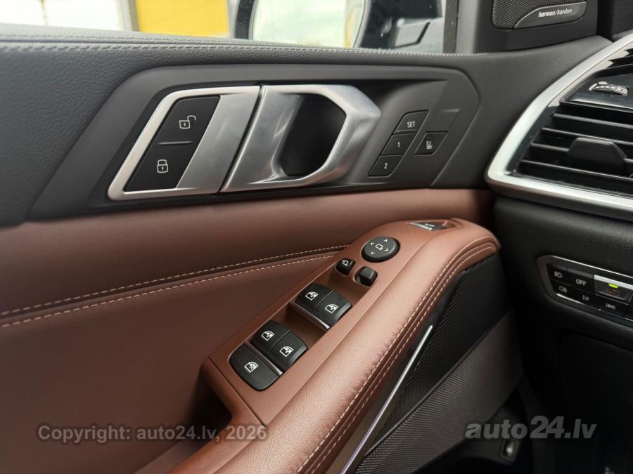 BMW X5 2019 in Tallinn, with an engine capacity of 3.00 L and mileage of 189 thousand km for 39990 €, photo 17 on AUTOMOTO.COM.LV