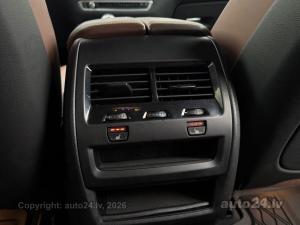 BMW X5 2019 in Tallinn, with an engine capacity of 3.00 L and mileage of 189 thousand km for 39990 €, photo 19 on AUTOMOTO.COM.LV