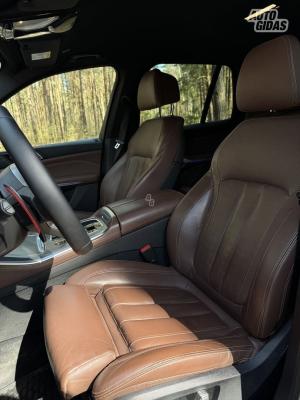BMW X5 2019 in Vilnius, with an engine capacity of 3.00 L and mileage of 245 thousand km for 37999 €, photo 17 on AUTOMOTO.COM.LV