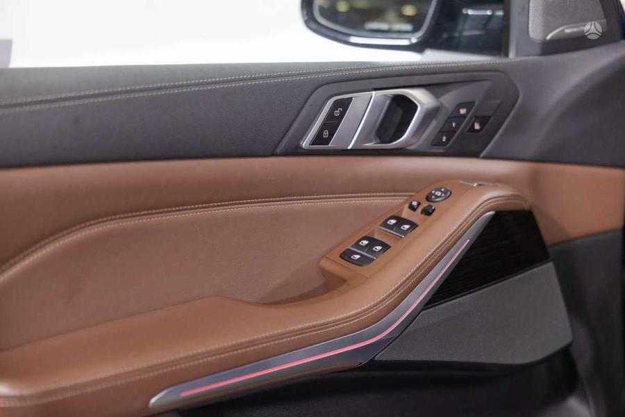 BMW X5 2019 in Vilnius, with an engine capacity of 3.00 L and mileage of 116 thousand km for 44991 €, photo 21 on AUTOMOTO.COM.LV