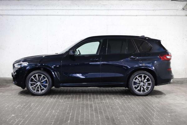 BMW X5 2020 in Vilnius, with an engine capacity of 3.00 L and mileage of 128 thousand km for 49991 €, photo 4 on AUTOMOTO.COM.LV