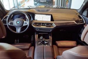 BMW X5 2020 in Kaunas, with an engine capacity of 3.00 L and mileage of 113 thousand km for 53771 €, photo 13 on AUTOMOTO.COM.LV