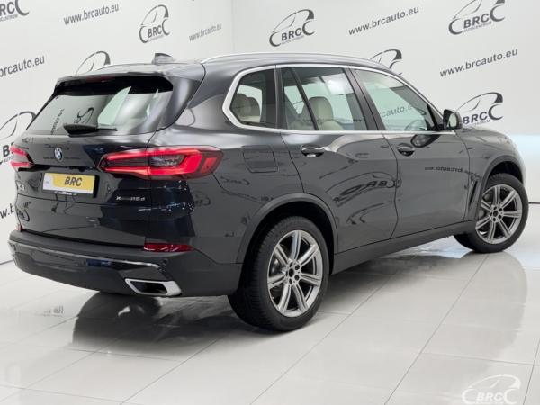 BMW X5 2020 in Vilnius, with an engine capacity of 2.00 L and mileage of 40 thousand km for 41500 €, photo 2 on AUTOMOTO.COM.LV