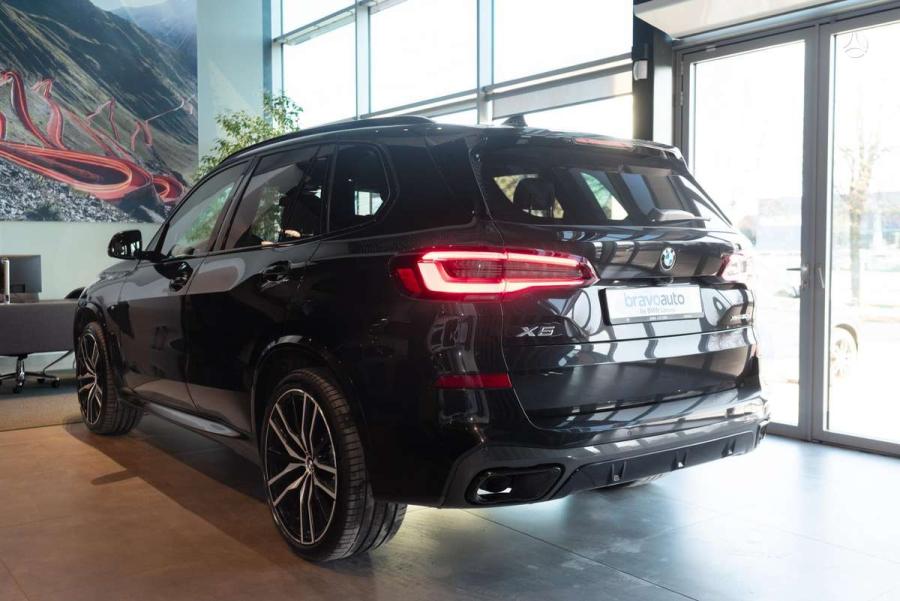 BMW X5 2021 in Kaunas, with an engine capacity of 3.00 L and mileage of 133 thousand km for 55471 €, photo 4 on AUTOMOTO.COM.LV
