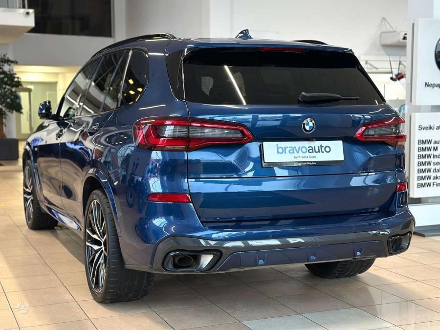 BMW X5 2021 in Klaipeda, with an engine capacity of 3.00 L and mileage of 101 thousand km for 54881 €, photo 6 on AUTOMOTO.COM.LV