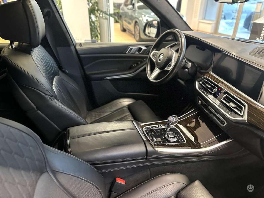 BMW X5 2021 in Klaipeda, with an engine capacity of 3.00 L and mileage of 101 thousand km for 54881 €, photo 18 on AUTOMOTO.COM.LV