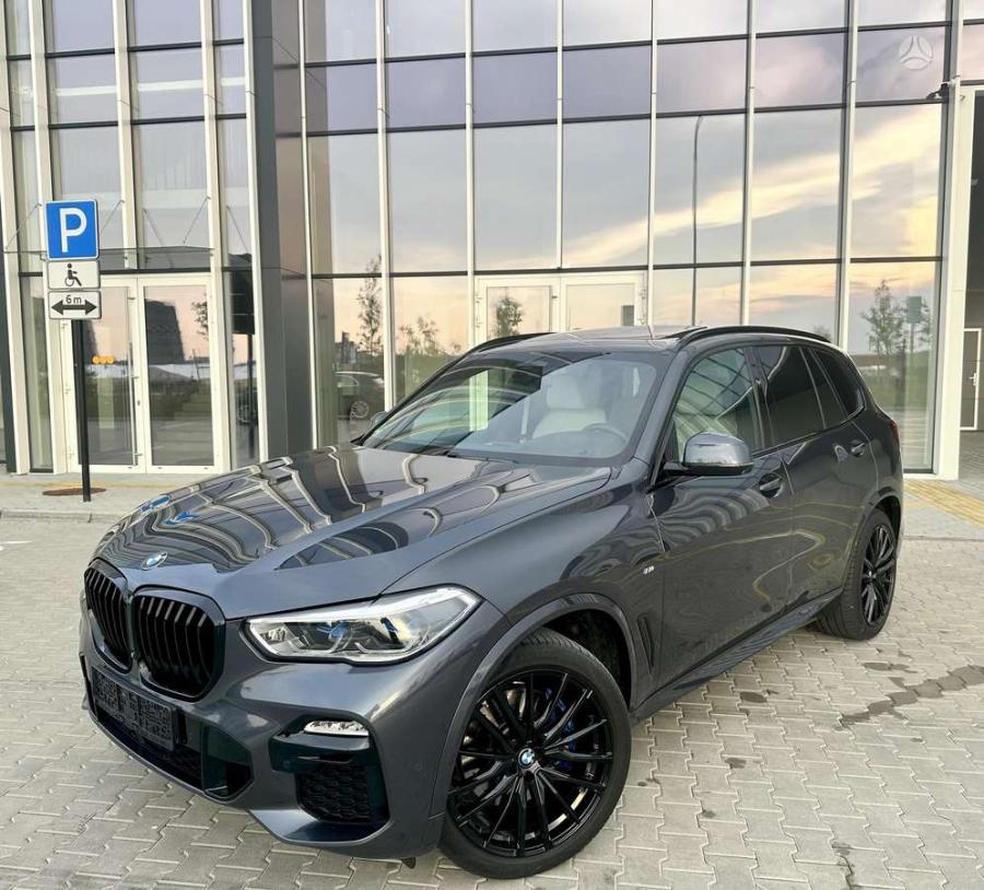 BMW X5 2021 in Vilnius, with an engine capacity of 2.99 L and mileage of 200 thousand km for 37500 €, photo 3 on AUTOMOTO.COM.LV