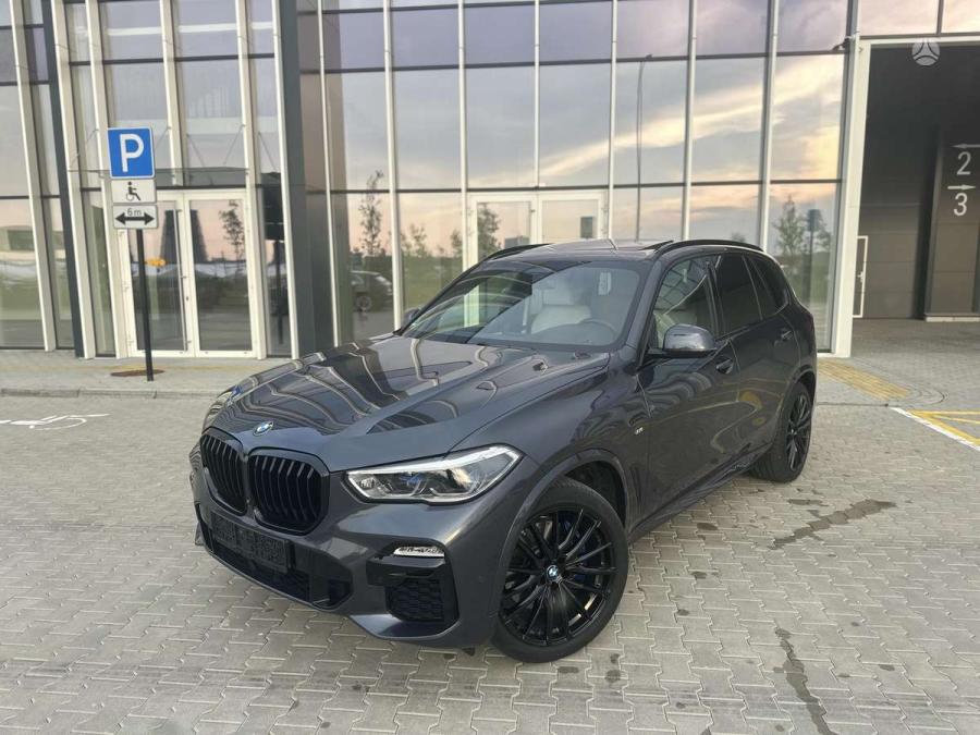 BMW X5 2021 in Vilnius, with an engine capacity of 2.99 L and mileage of 200 thousand km for 37500 €, photo 5 on AUTOMOTO.COM.LV