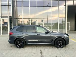 BMW X5 2021 in Vilnius, with an engine capacity of 2.99 L and mileage of 200 thousand km for 37500 €, photo 7 on AUTOMOTO.COM.LV