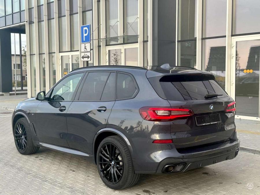 BMW X5 2021 in Vilnius, with an engine capacity of 2.99 L and mileage of 200 thousand km for 37500 €, photo 8 on AUTOMOTO.COM.LV