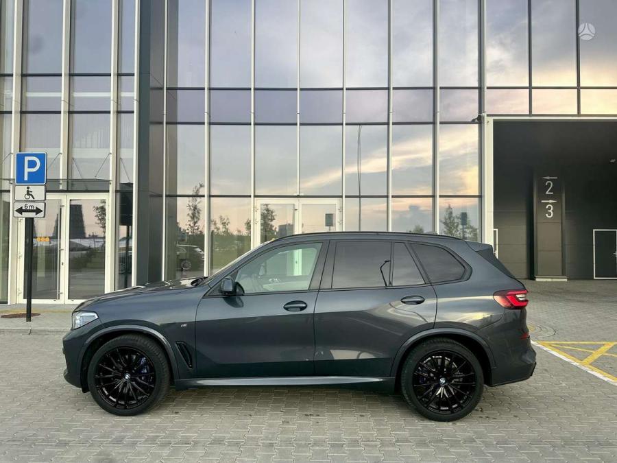 BMW X5 2021 in Vilnius, with an engine capacity of 2.99 L and mileage of 200 thousand km for 37500 €, photo 9 on AUTOMOTO.COM.LV