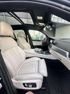 BMW X5 2021 in Vilnius, with an engine capacity of 2.99 L and mileage of 200 thousand km for 37500 €, photo 15 on AUTOMOTO.COM.LV