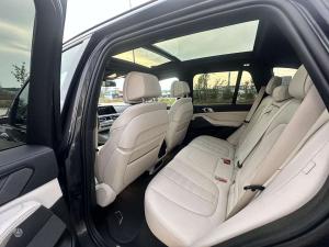 BMW X5 2021 in Vilnius, with an engine capacity of 2.99 L and mileage of 200 thousand km for 37500 €, photo 23 on AUTOMOTO.COM.LV