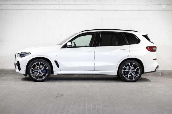 BMW X5 2022 Viļņa, ar dzinēja tilpumu 3.00 L un nobraukumu 92 tūkst. km par 58441 €, foto 4 vietnē AUTOMOTO.COM.LV