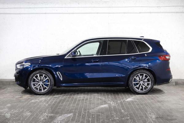 BMW X5 2022 in Vilnius, with an engine capacity of 3.00 L and mileage of 106 thousand km for 59881 €, photo 4 on AUTOMOTO.COM.LV
