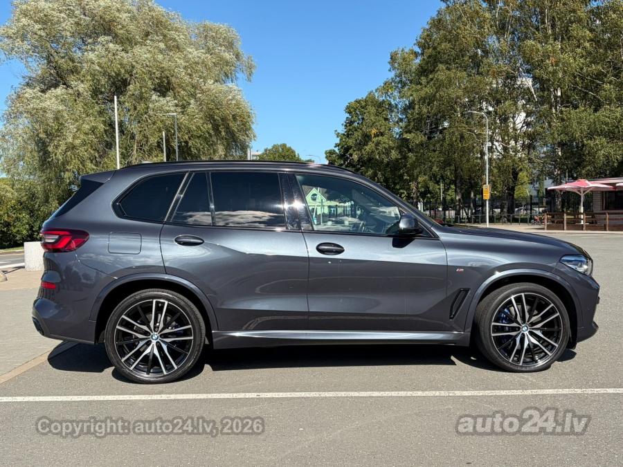 BMW X5 2022 in Tallinn, with an engine capacity of 3.00 L and mileage of 42 thousand km for 64000 €, photo 9 on AUTOMOTO.COM.LV