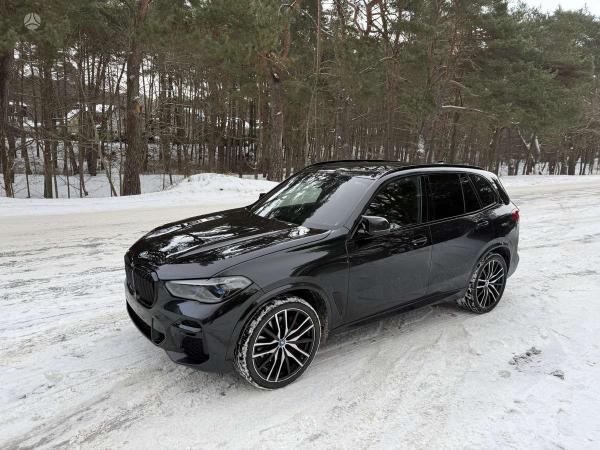 BMW X5 2023 in Kaunas, with an engine capacity of 3.00 L and mileage of 44 thousand km for 53000 €, photo 10 on AUTOMOTO.COM.LV