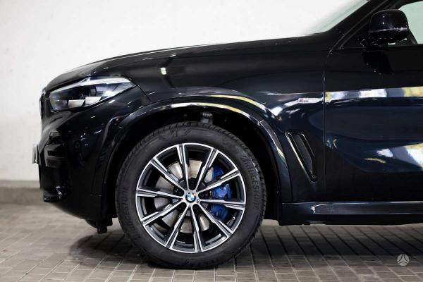 BMW X5 2023 in Vilnius, with an engine capacity of 3.00 L and mileage of 73 thousand km for 55991 €, photo 5 on AUTOMOTO.COM.LV