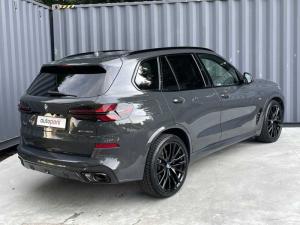 BMW X5 2023 in Vilnius, with an engine capacity of 3.00 L and mileage of 58 thousand km for 67300 €, photo 4 on AUTOMOTO.COM.LV