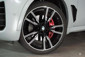 BMW X5 2023 in Kaunas, with an engine capacity of 3.00 L and mileage of 76 thousand km for 72744 €, photo 10 on AUTOMOTO.COM.LV