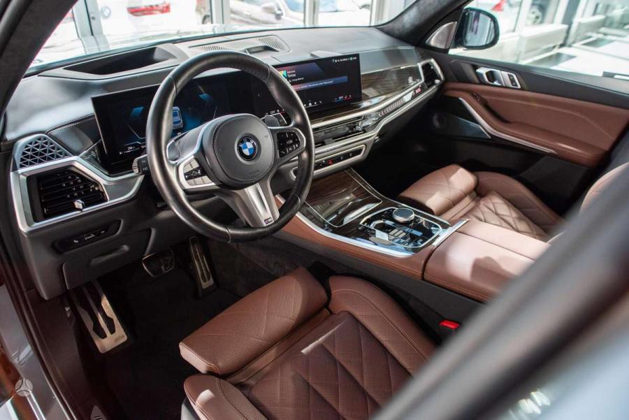 BMW X5 2023 in Kaunas, with an engine capacity of 3.00 L and mileage of 76 thousand km for 72744 €, photo 12 on AUTOMOTO.COM.LV