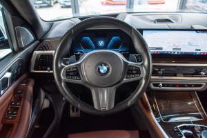 BMW X5 2023 in Kaunas, with an engine capacity of 3.00 L and mileage of 76 thousand km for 72744 €, photo 18 on AUTOMOTO.COM.LV