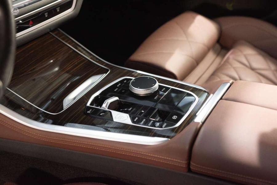BMW X5 2023 in Kaunas, with an engine capacity of 3.00 L and mileage of 76 thousand km for 72744 €, photo 20 on AUTOMOTO.COM.LV