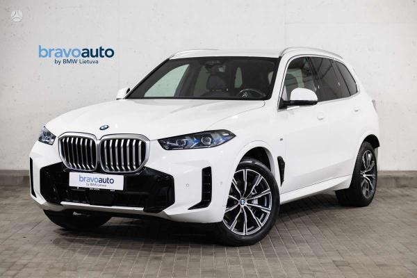 BMW X5 2023 Viļņa, ar dzinēja tilpumu 3.00 L un nobraukumu 67 tūkst. km par 66491 €, foto 1 vietnē AUTOMOTO.COM.LV