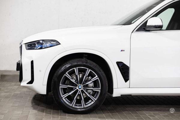 BMW X5 2023 Viļņa, ar dzinēja tilpumu 3.00 L un nobraukumu 67 tūkst. km par 66491 €, foto 8 vietnē AUTOMOTO.COM.LV