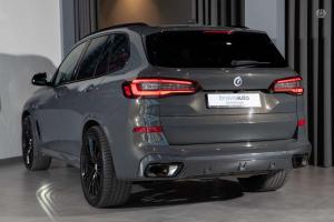 BMW X5 2023 in Kaunas, with an engine capacity of 3.00 L and mileage of 93 thousand km for 54771 €, photo 8 on AUTOMOTO.COM.LV