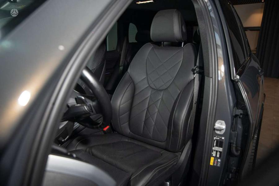 BMW X5 2023 in Kaunas, with an engine capacity of 3.00 L and mileage of 93 thousand km for 54771 €, photo 12 on AUTOMOTO.COM.LV