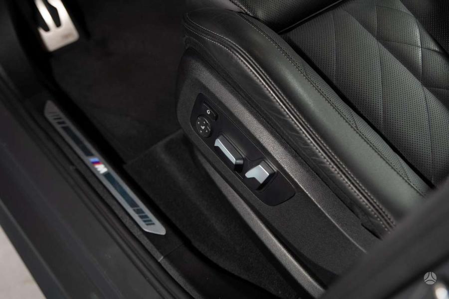 BMW X5 2023 in Kaunas, with an engine capacity of 3.00 L and mileage of 93 thousand km for 54771 €, photo 13 on AUTOMOTO.COM.LV