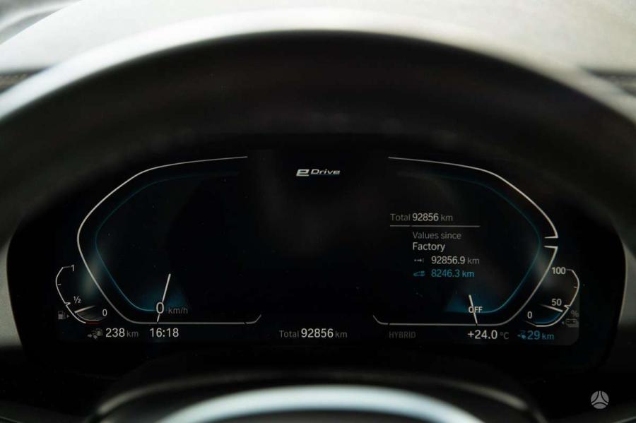 BMW X5 2023 in Kaunas, with an engine capacity of 3.00 L and mileage of 93 thousand km for 54771 €, photo 16 on AUTOMOTO.COM.LV